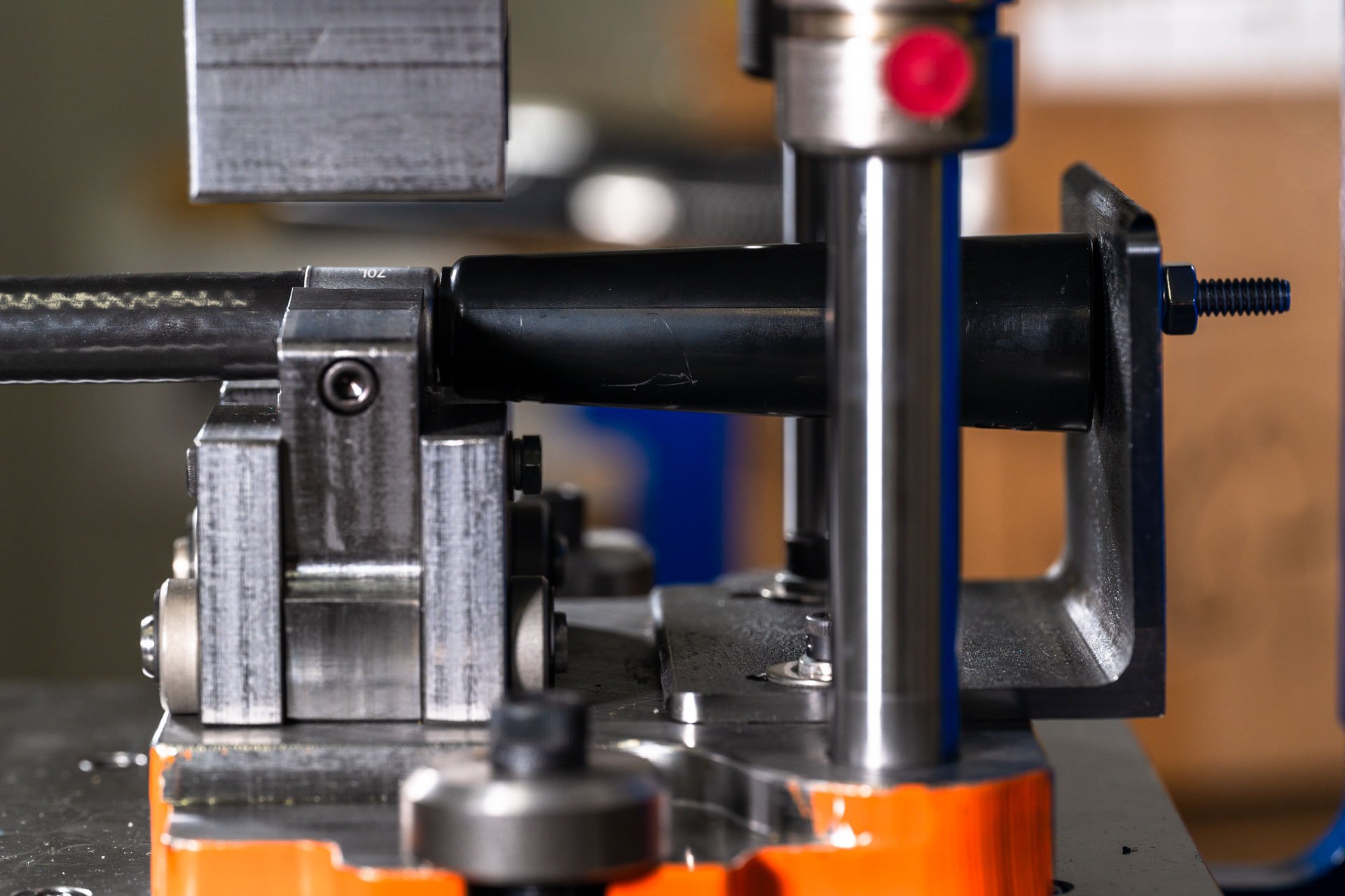 Applications for Benchtop Pneumatic Presses